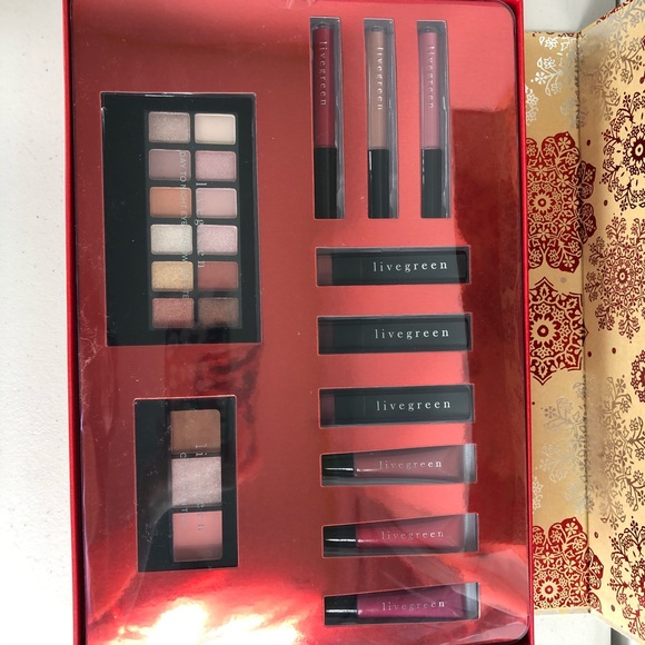 Livergreen | Makeup | Livegreen Beauty Box New | Poshmark